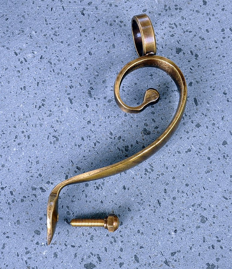 Bracket for water tap